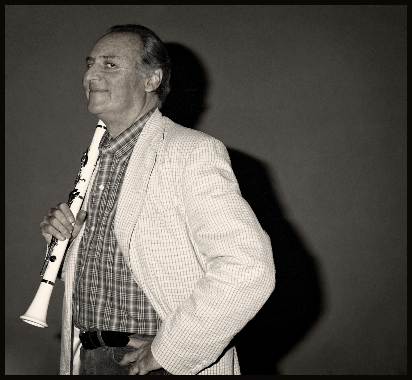, Renzo Arbore , photo by Augusto De Luca , | Shutterbug